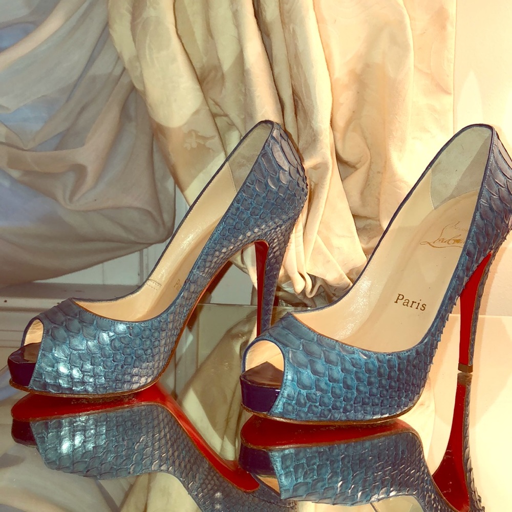 Blue Python Christian Louboutin Pumps - Gem
